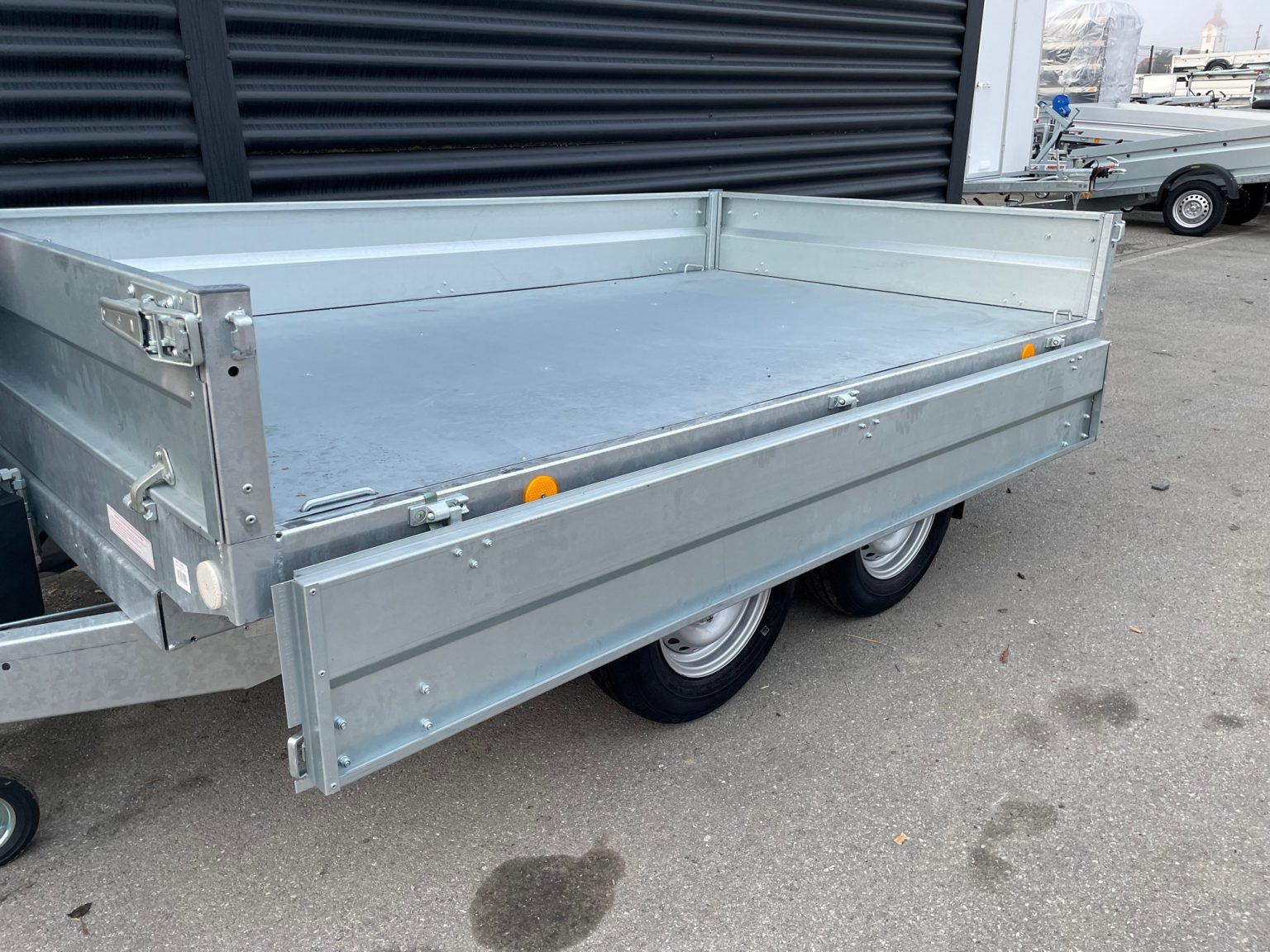 Neptun N27-256 2 KIPPER – HIDRALIČNI KIP – Formula avto-shop